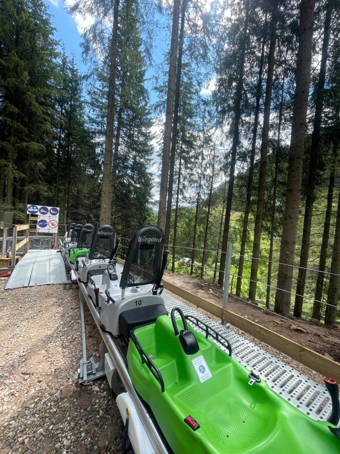 S-a deschis cea mai nouă pistă de bob din județul Harghita | GALERIE ...