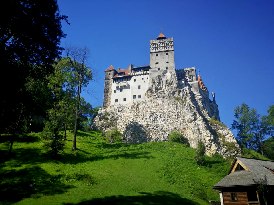 Castelul Bran va fi deschis de Noaptea Muzeelor - Radio Vacanța
