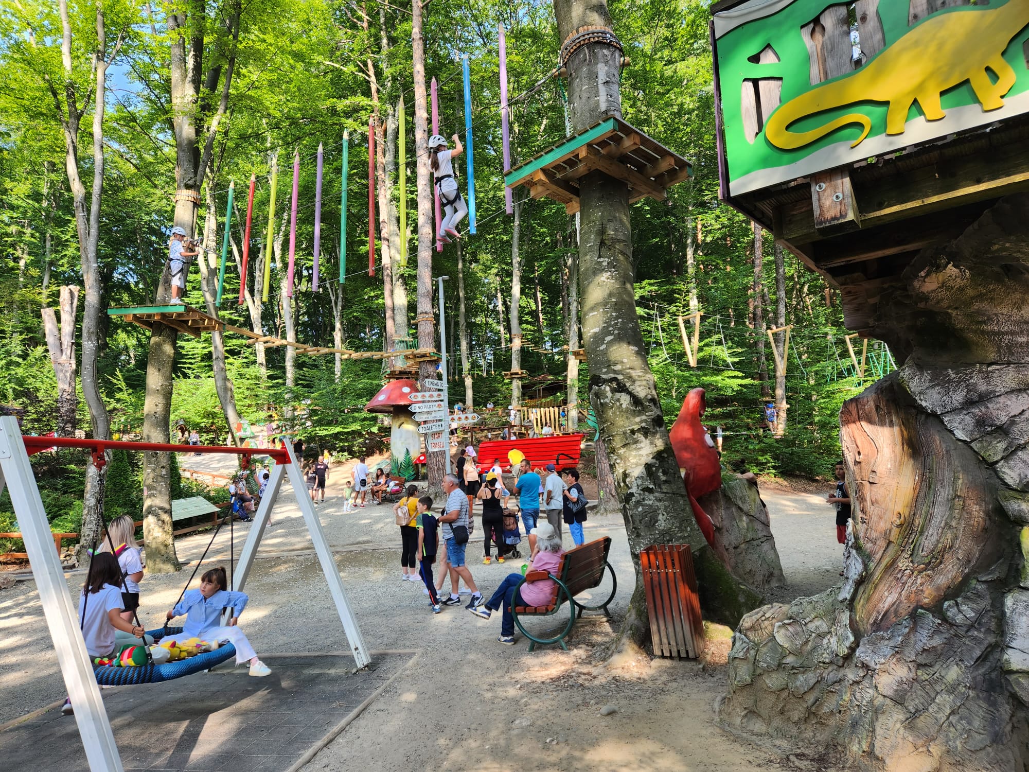 Minivacanță printre dinozauri, la Râșnov - Radio Vacanța