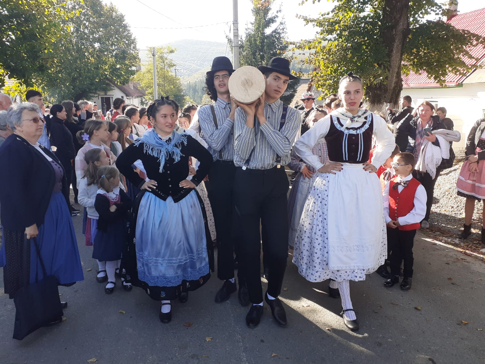 Kirwaiul de la Gărâna aduce acasă germanii bănăţeni de pretutindeni ...