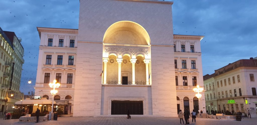 TIMIȘOARA: Expoziție și tururi ghidate despre stilul arhitectural ...