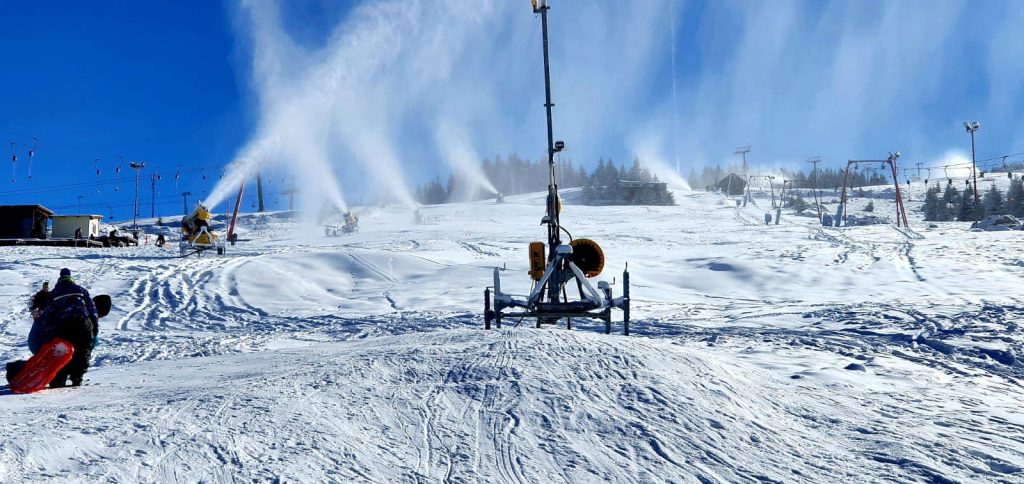 Începe sezonul de schi în stațiunea Straja - Radio Vacanța