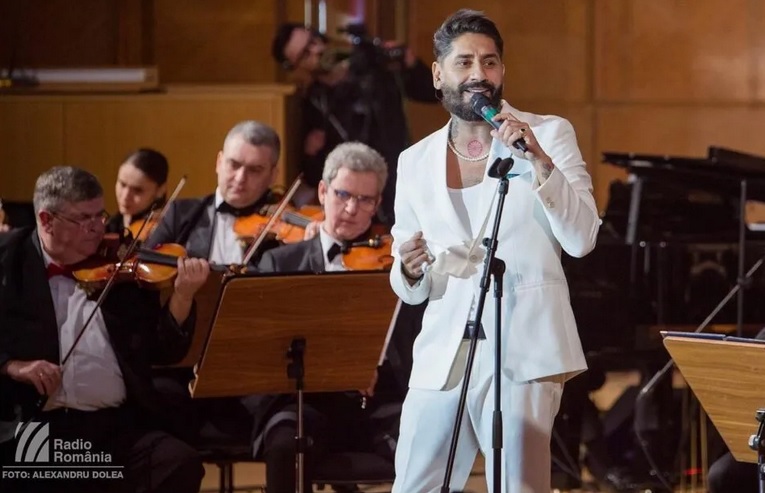 Connect-R & Big Band-ul Radio România - "Noi ne potrivim de sărbători ...