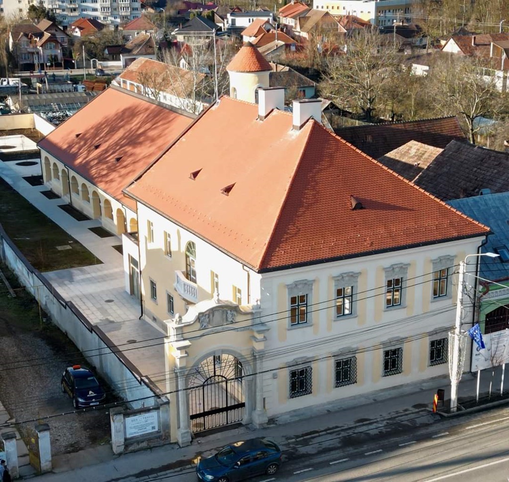 După mai mult de un secol, Muzeul de Istorie din Gherla se întoarce ...