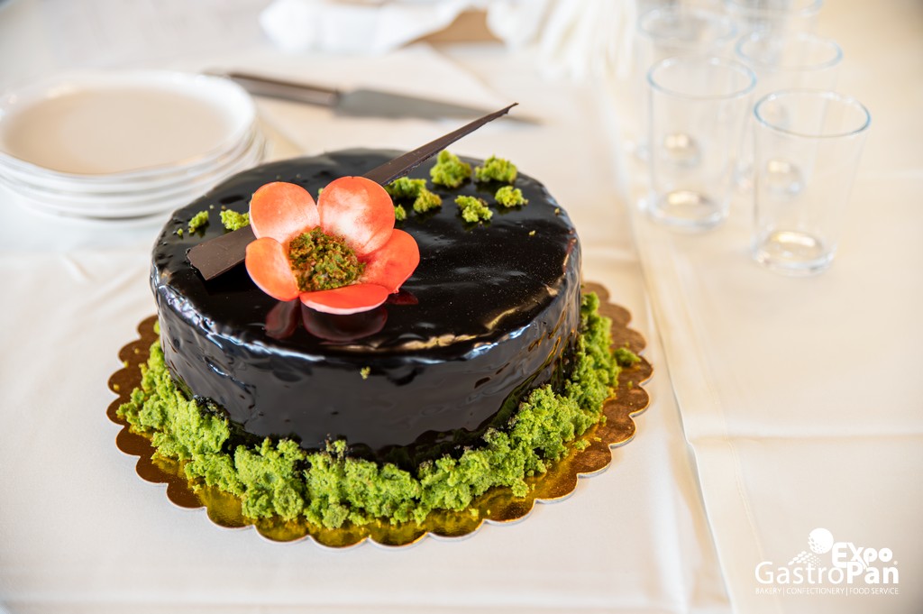 „Tortul Anului 2024” - Radio Vacanța