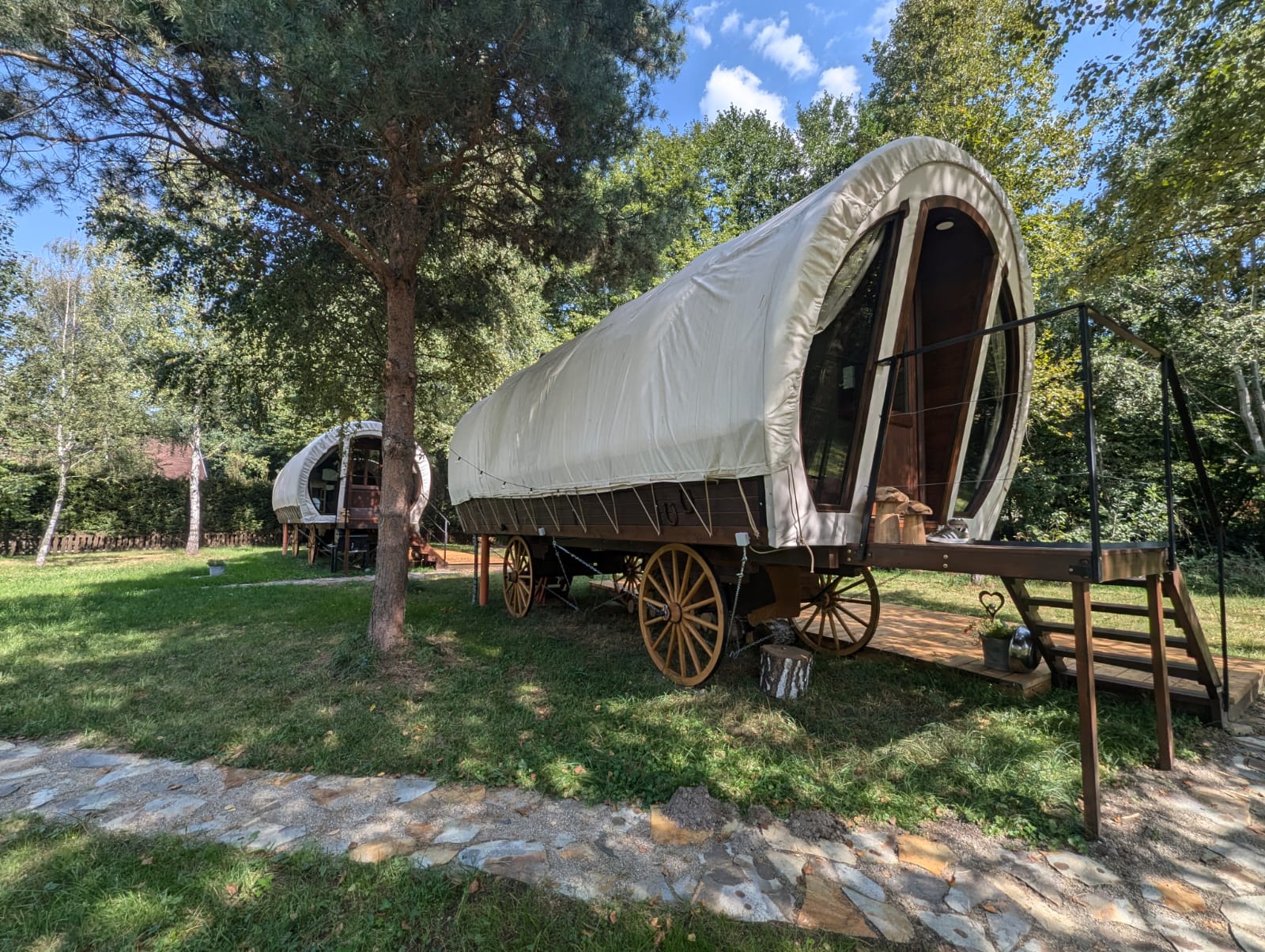 "Nest vagons", noul trend al turismului nomadic - Radio Vacanța