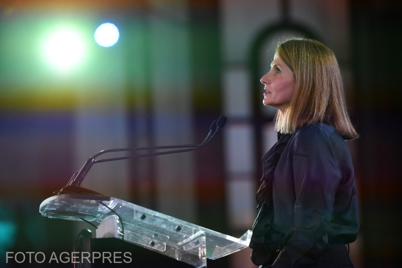 Portret de campioană • Floretista Laura Badea - Radio Vacanța