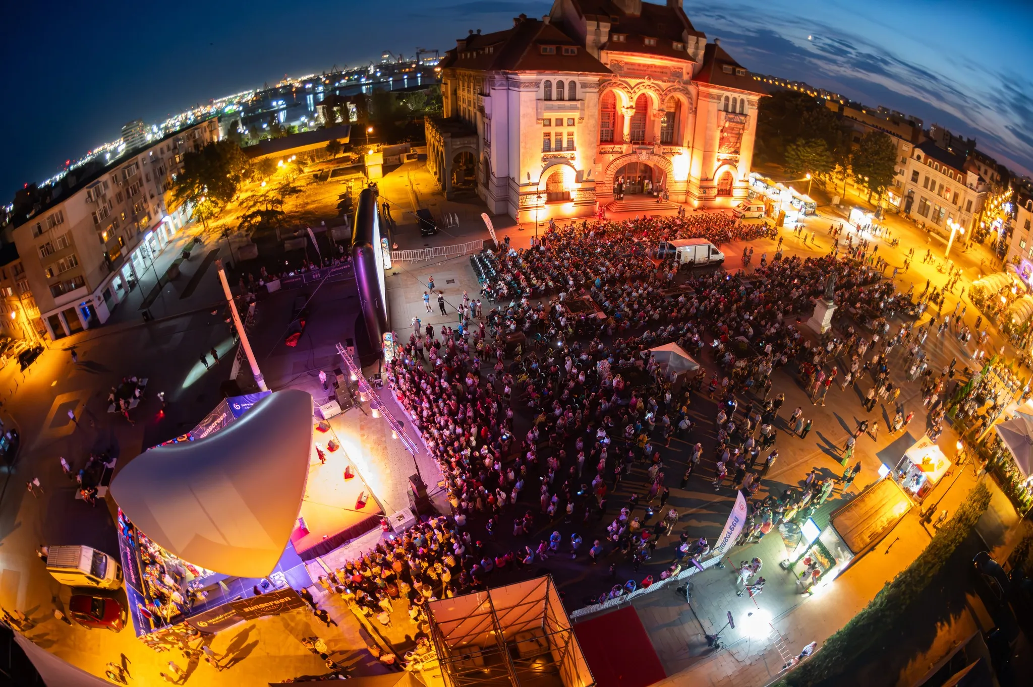 CONSTANȚA: Cinema sub cerul liber la Sunscreen Film & Arts Festival ...